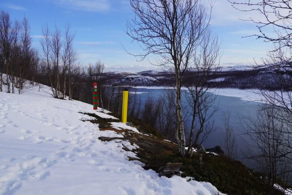 Russian border snowshoe hike (KI60) - Booking Kirkenes